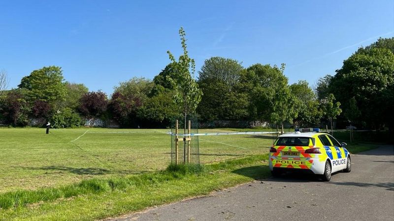 Wavertree: Teenager injured in Botanic Gardens shooting - BBC News