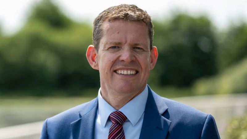 Plaid Cymru: What we know about new leader Rhun ap Iorwerth - BBC News