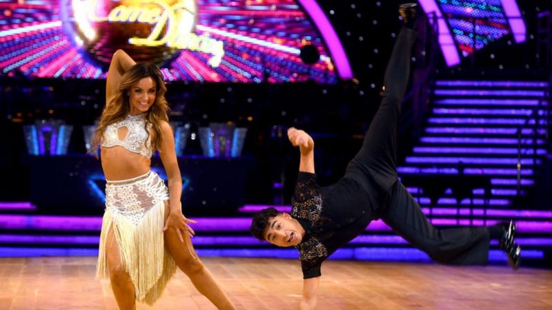Strictly Come Dancing star Amy Dowden hurt by body shaming - BBC News