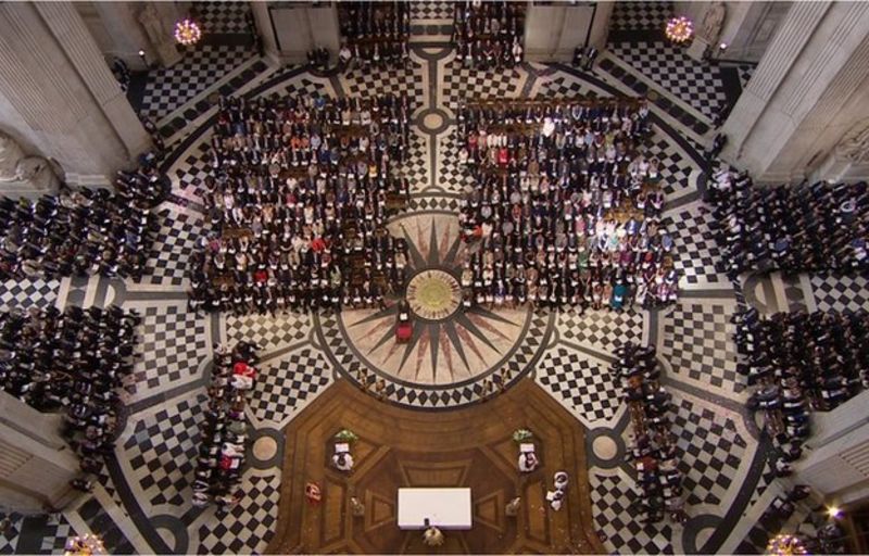 In pictures: 7/7 remembered - BBC News