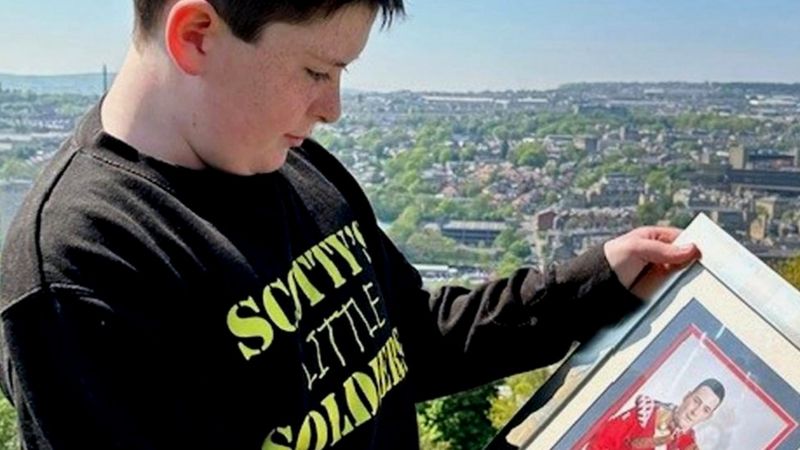 Lee Rigby's mum proud of Bury FC memorial football game - BBC News