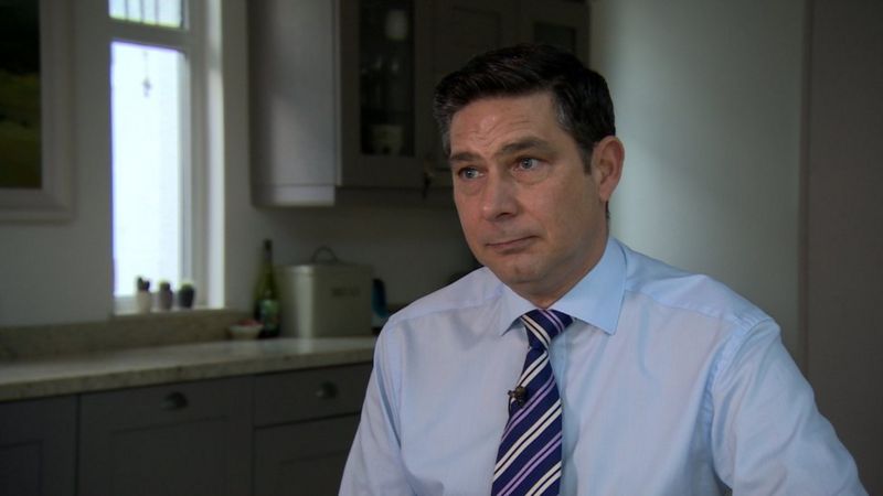 Paramilitary attacks 'cause NHS problems' says doctor - BBC News