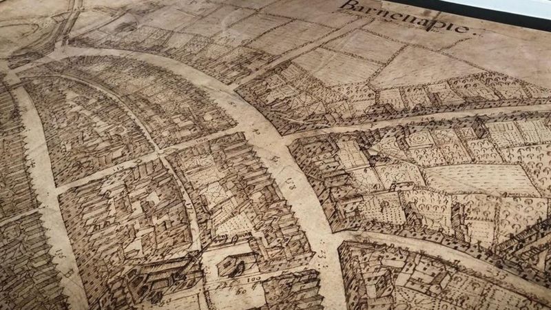 Barnstaple map discovery reveals a window to the past - BBC News