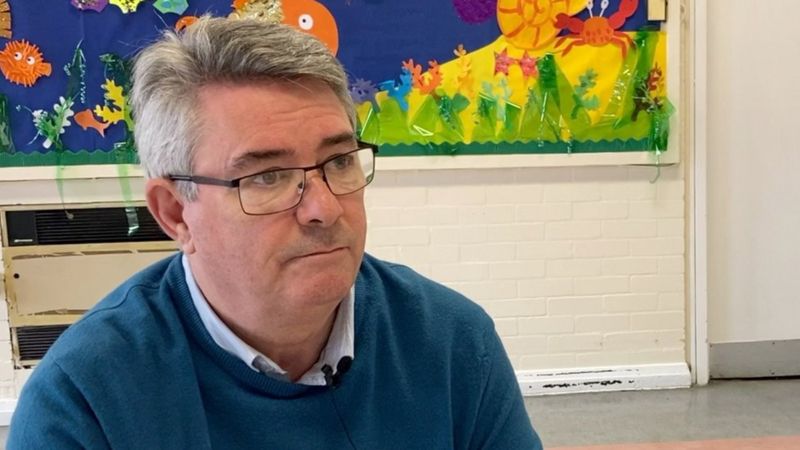 Handforth: Viral meeting row council changes 'toxic name' - BBC News