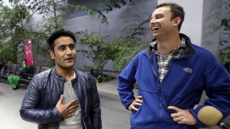 US Army officer brings Afghan interpreter to live with him - BBC News