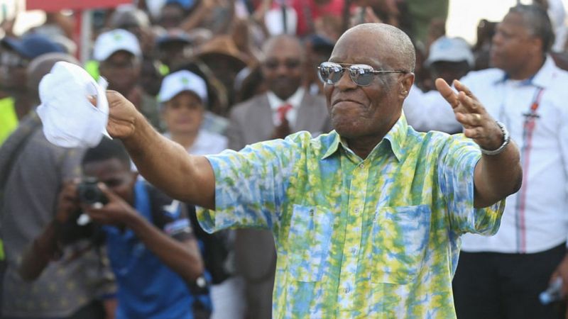 Gabon election: President Ali Bongo aims for third term - BBC News