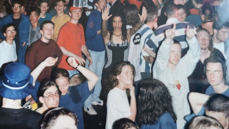 Sterns nightclub: The raves in the house on the hill - BBC News