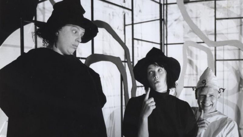 Lle oeddwn i: Mair Tomos Ifans a Rwtsh Ratsh Rala Rwdins - BBC Cymru Fyw