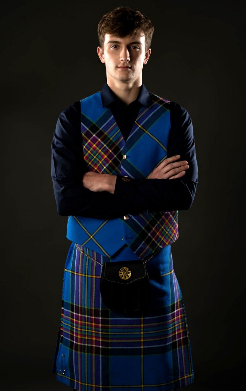 Team Scotland Commonwealth Games parade outfit revealed - BBC News