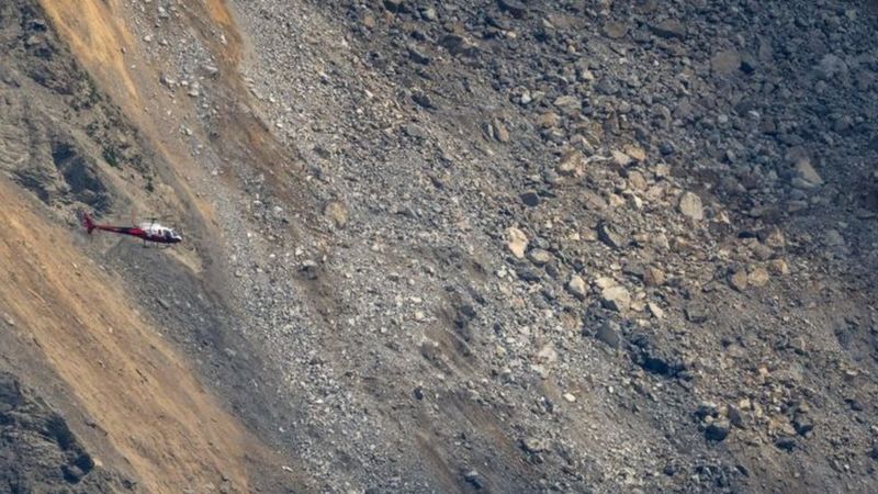 La enorme avalancha de rocas que se detuvo justo antes de impactar ...