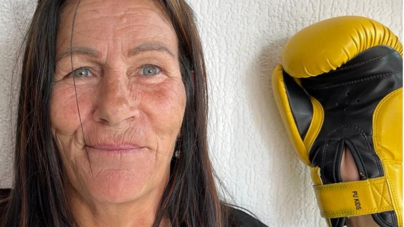 Savannah Marshall: Mum of Hartlepool boxer jokes about getting bungalow ...