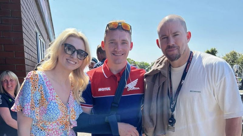 Isle of Man TT: Hollywood actor Channing Tatum visits races - BBC News