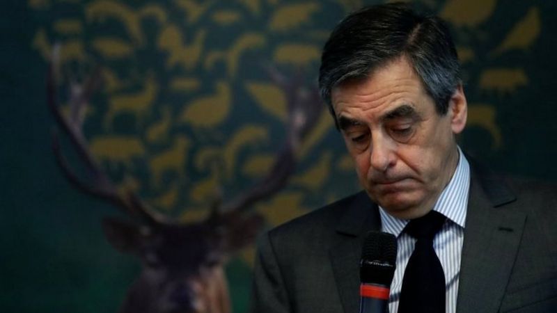 Fake news: Five French election stories debunked - BBC News