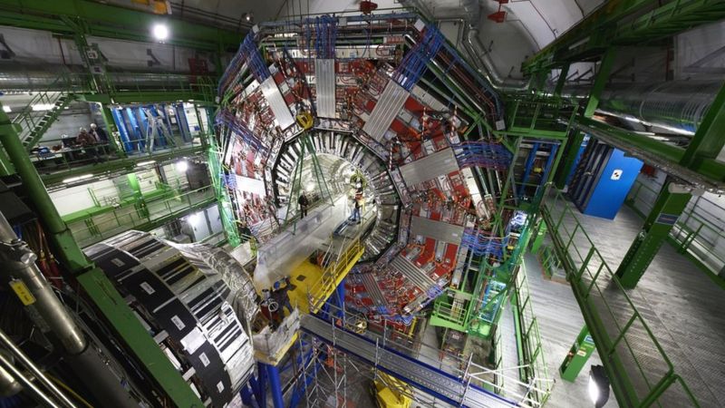 Huge Large Hadron Collider experiment gets 'heart transplant' - BBC News