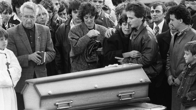Gregory Villemin: Three held in 1984 French child murder mystery - BBC News