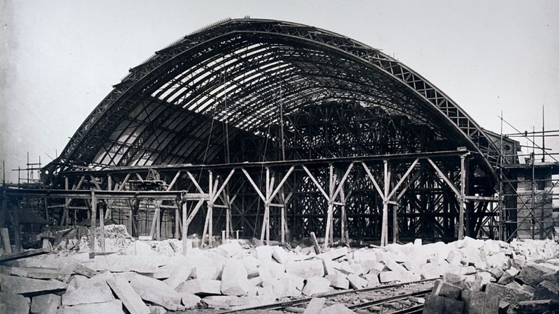 The beautiful stations of rail's golden age - BBC News