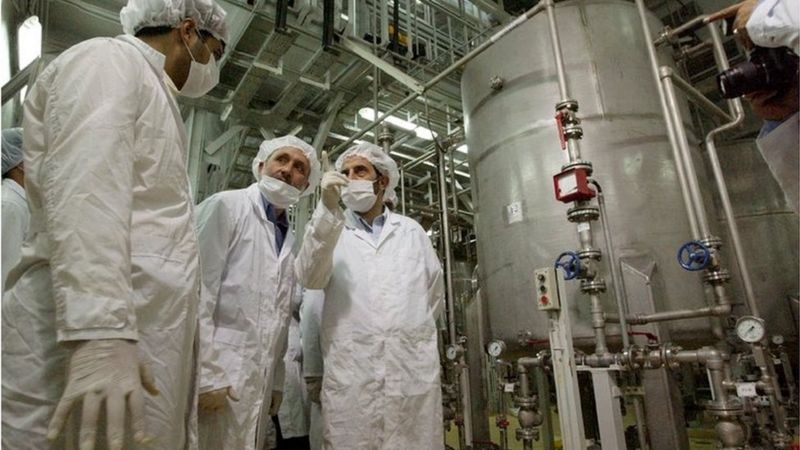 The rising risk of showdown between Trump and Iran - BBC News