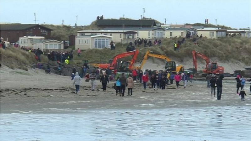 Enniscrone: Boeing aeroplane takes sea journey to new campsite home ...