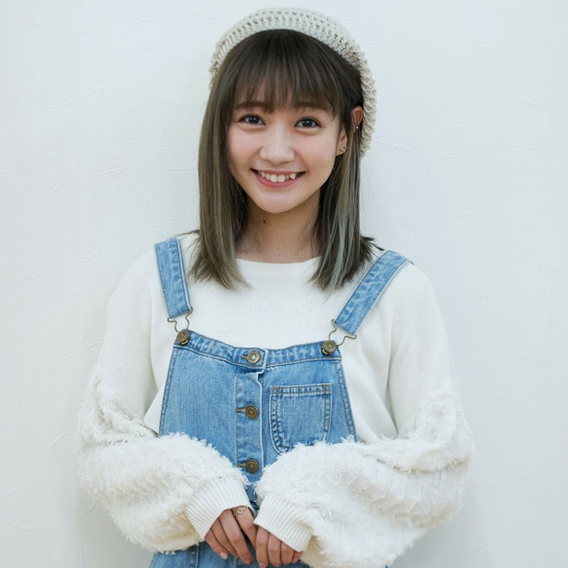 Yaeba dentistry: The appeal of pointy teeth - BBC News