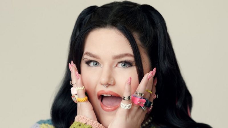 Mae Stephens: TikTok star's 'dream' new song with Meghan Trainor - BBC News