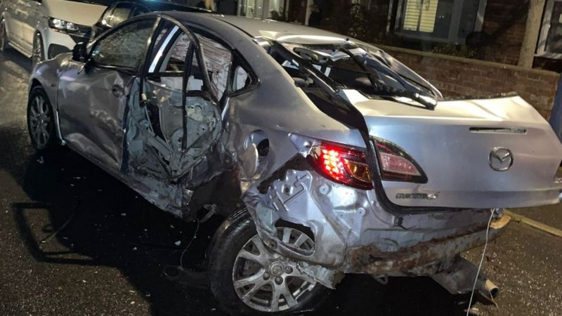 Bude: Car ping-pongs into nine vehicles say witnesses - BBC News