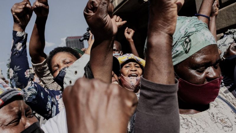 Africa's week in pictures: 29 October - 4 November 2021 - BBC News