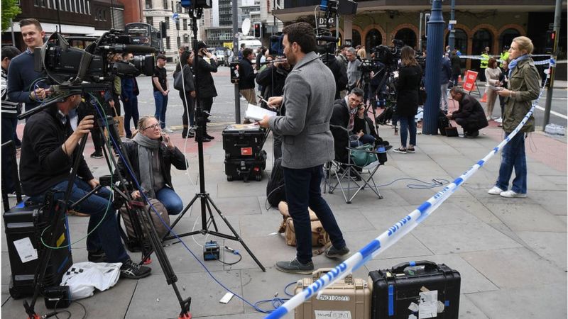 Manchester Arena attack: Bomb 'injured more than 800' - BBC News