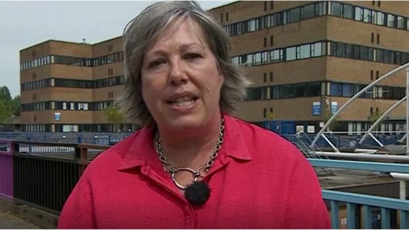 Nottingham maternity crisis: What are families calling for? - BBC News