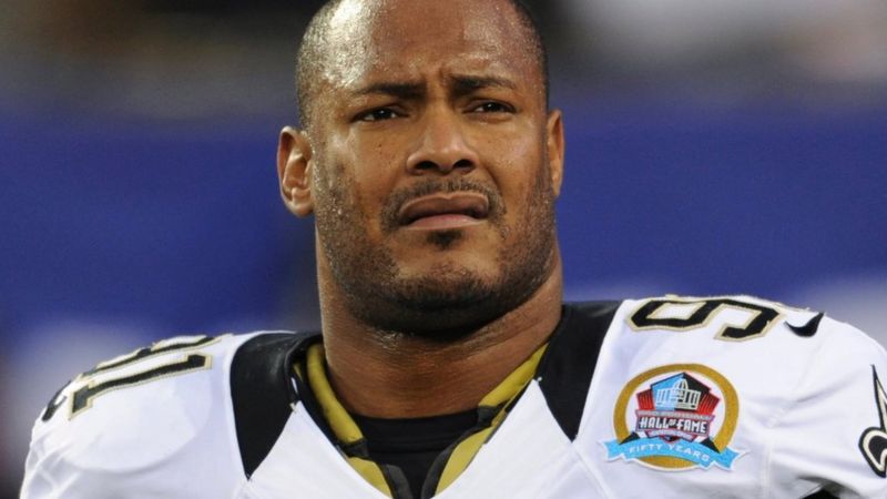 Will Smith, retired NFL star, was shot in the back seven times - BBC News