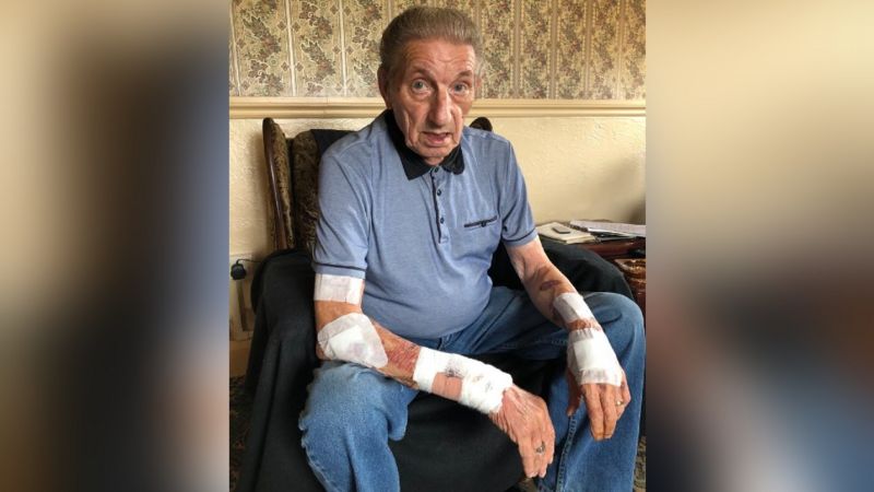 Potton: Errors made in arrest of 81-year-old man says PCC - BBC News
