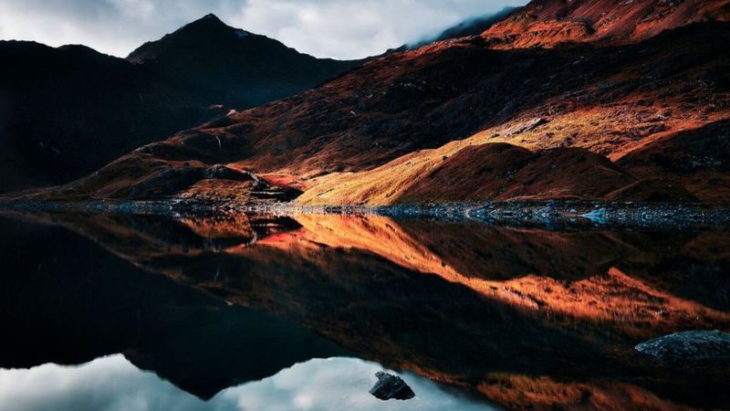 Eryri yn yr hydref // Snowdonia in autumn - BBC Cymru Fyw
