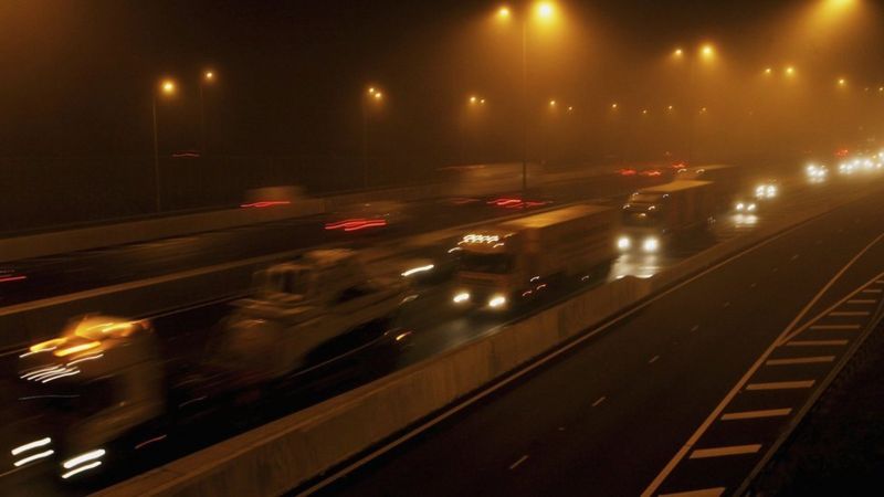 England traffic jams 'worse' despite congestion schemes - BBC News
