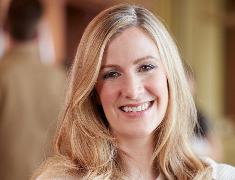 BBC presenter Rachael Bland says she has only days to live - BBC News