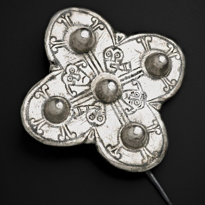 Galloway Viking-age treasure hoard begins national tour - BBC News