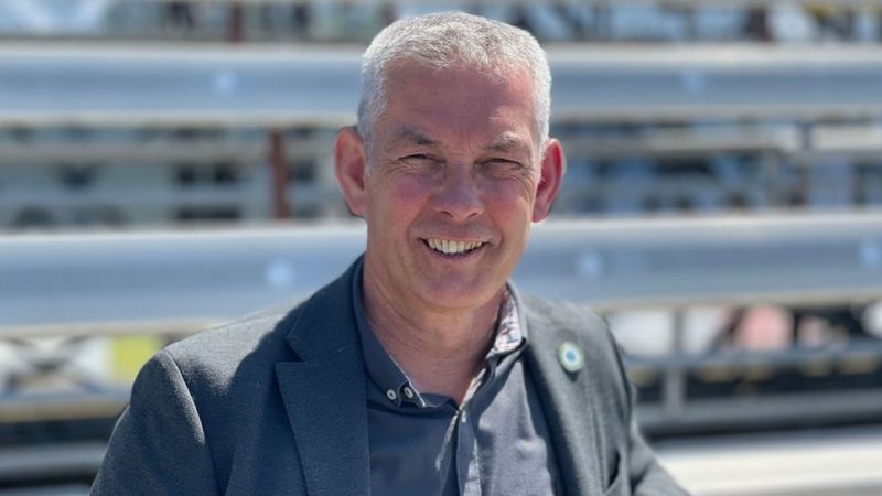 Isle of Man TT big fortnight for businesses, MHK says - BBC News