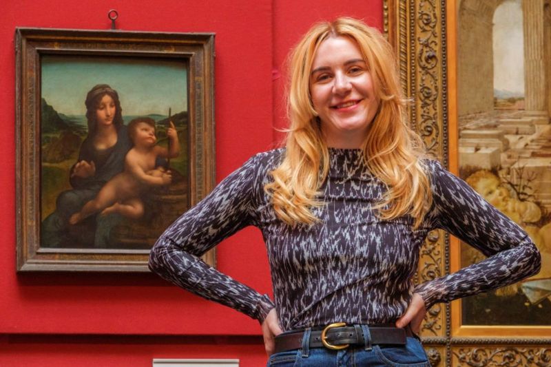 How my dad rescued a stolen £40m da Vinci masterpiece - BBC News