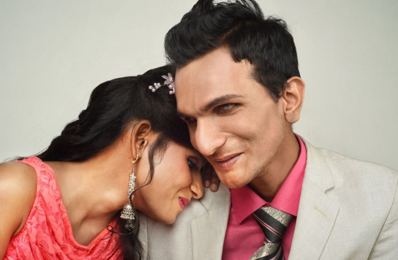 The Indian couple who swear by blind love - BBC News