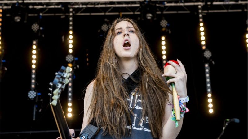 Haim look back at their first decade: 'No-one wanted to sign us!' - BBC ...