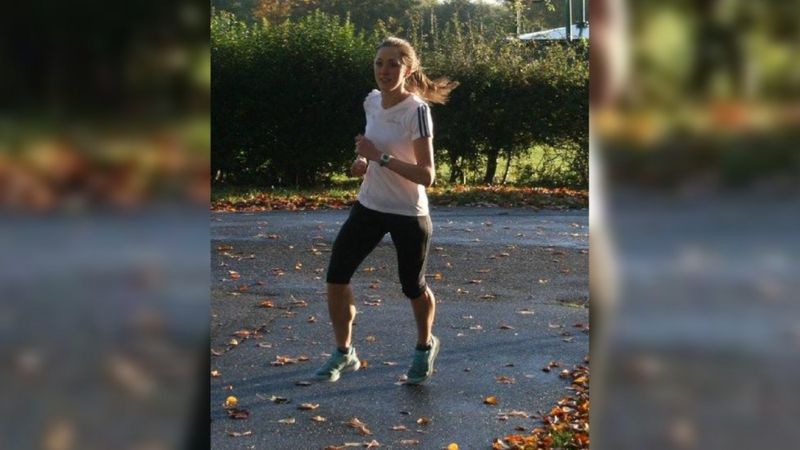 Lockdown runs: Women 'chased and harassed by men' - BBC News