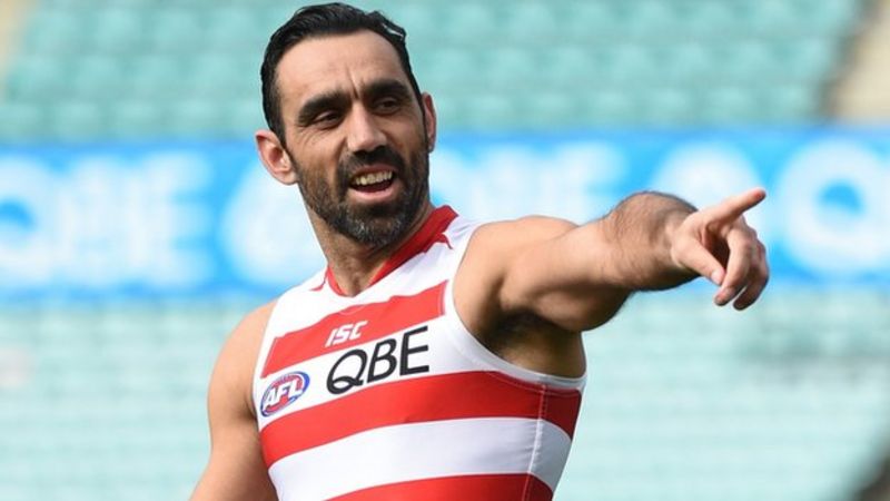 AFL star Adam Goodes booed again during Melbourne match - BBC News