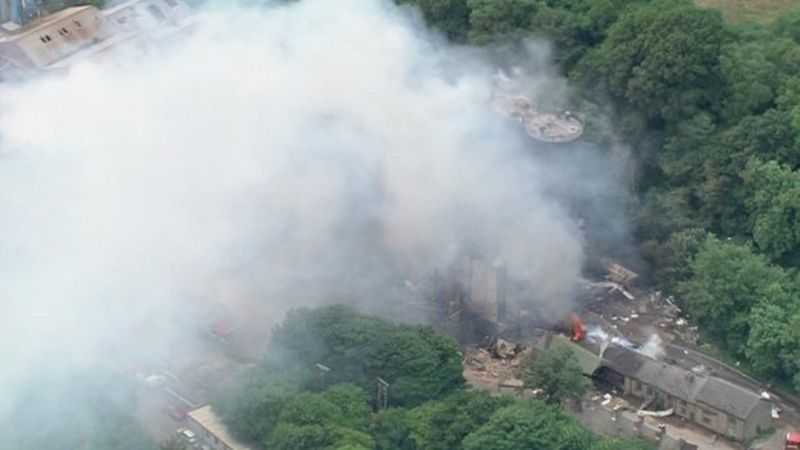 Bosley explosion: Four missing in Wood Flour Mills blast - BBC News