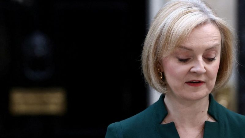 Permacrisis declared Collins Dictionary word of the year - BBC News