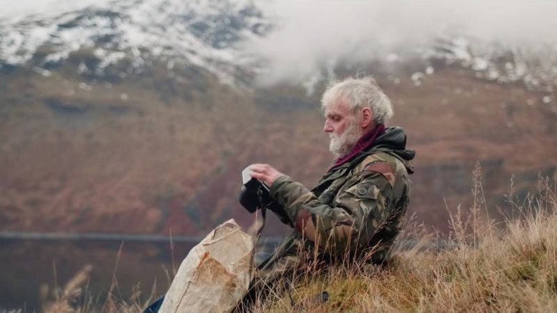 The man who has lived as a hermit for 40 years - BBC News