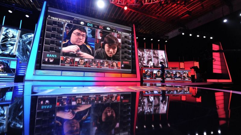 Is this the moment e-sports comes of age? - BBC News