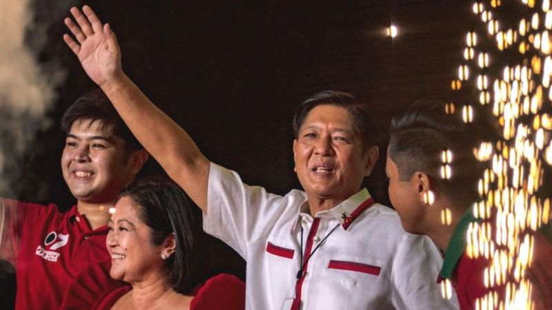 Ferdinand Marcos Jr sworn in as Philippines president, replacing ...