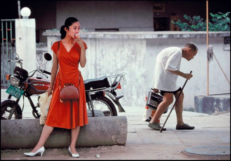 Magnum China: Panoramic portrait of a global superpower - BBC News