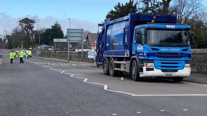 Edinburgh bin lorry crash victim, 11, was 'the perfect son' - BBC News