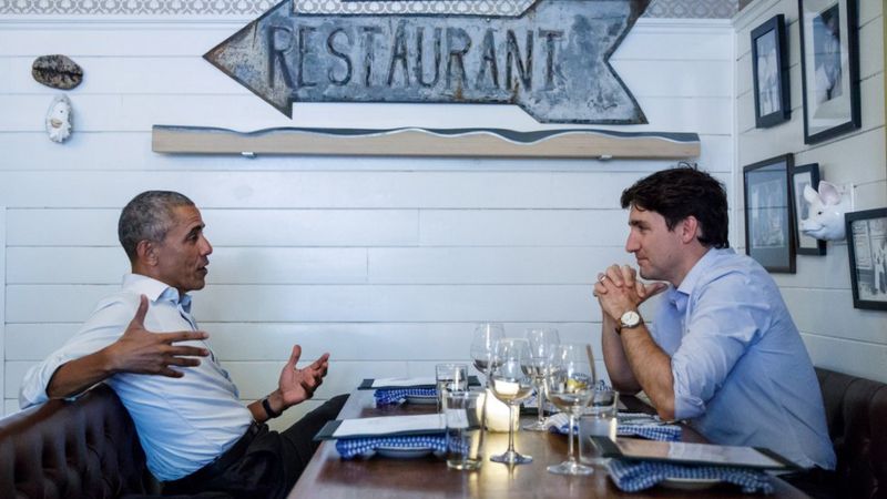 Obama and Trudeau meet up for dinner in Montreal - BBC News