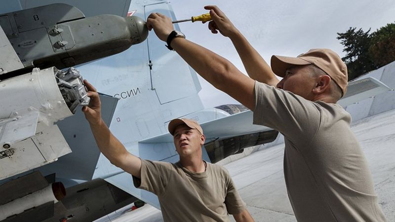 Syria conflict: Russia warns US of 'proxy war risk' - BBC News