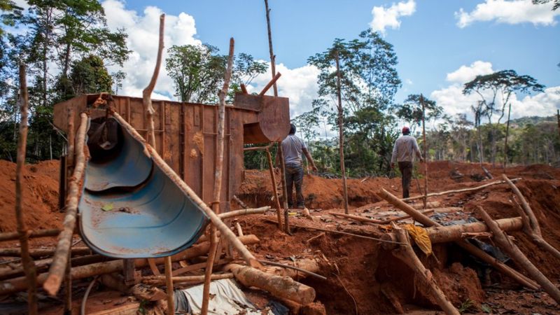 The Cinta Larga and the curse of the diamonds - BBC News